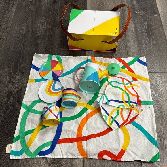 LOVEVERY | Toys | Lovevery Play Kits Montessori Pinkies Up Picnic Set ...